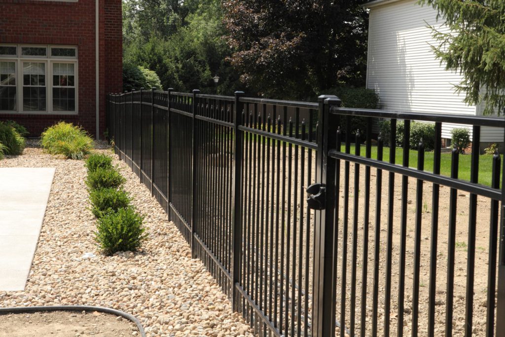 Shapes Unlimited, Inc. | Aluminum Fence | Shapes Unlimited, Inc.